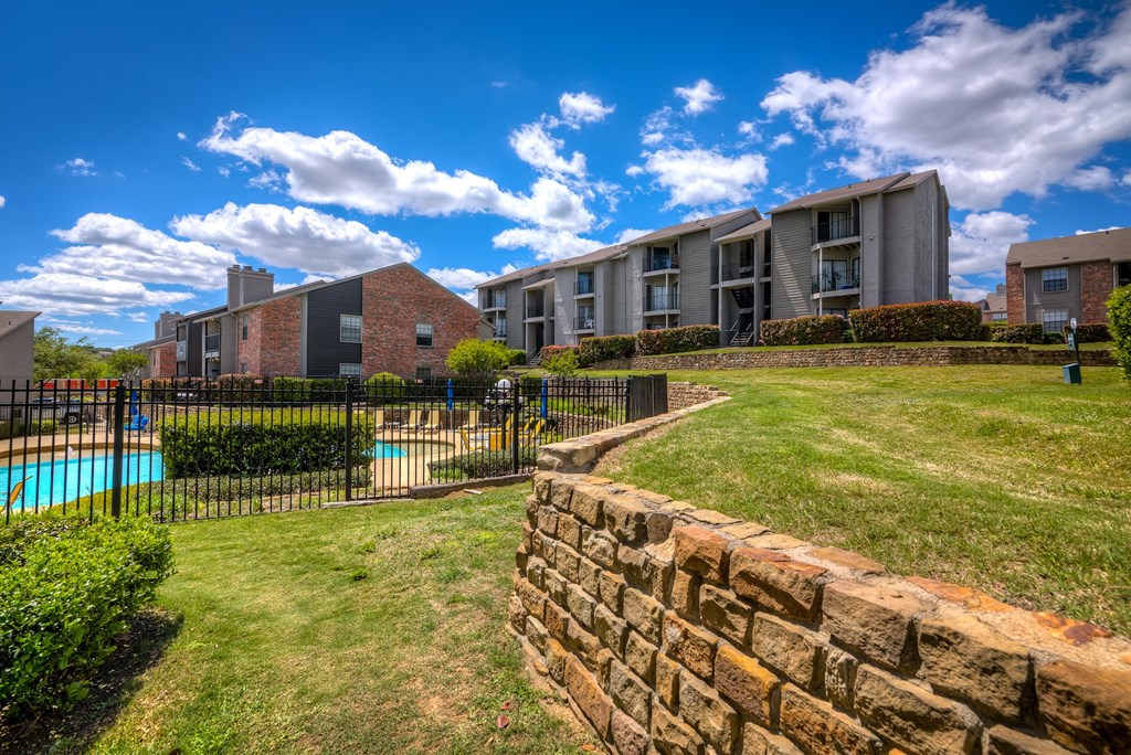 Canyon Grove Apartments, 1960 W Tarrant Rd, Grand Prairie, TX - RentCafe